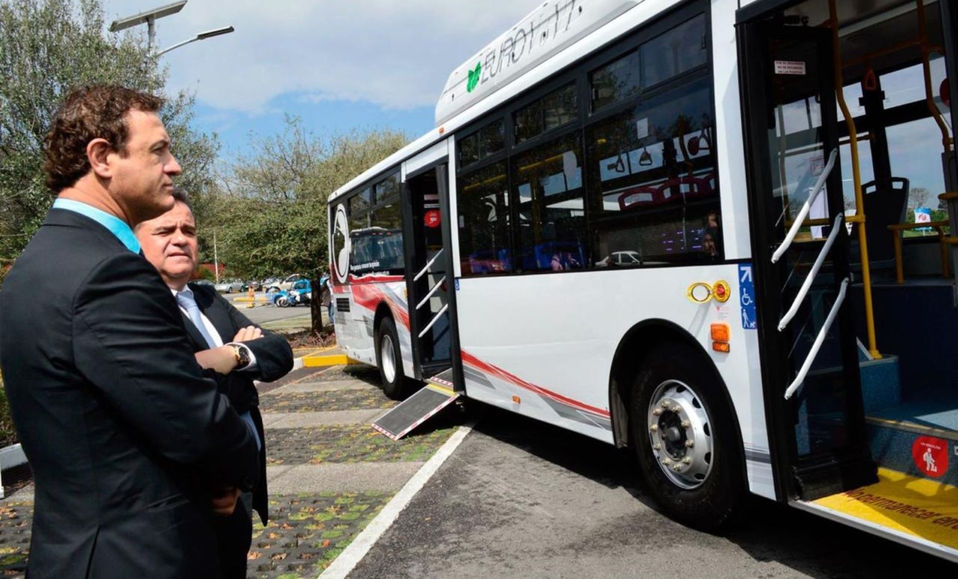 Necesario superar debate sobre tarifa al transporte concesionado: Jesús ...