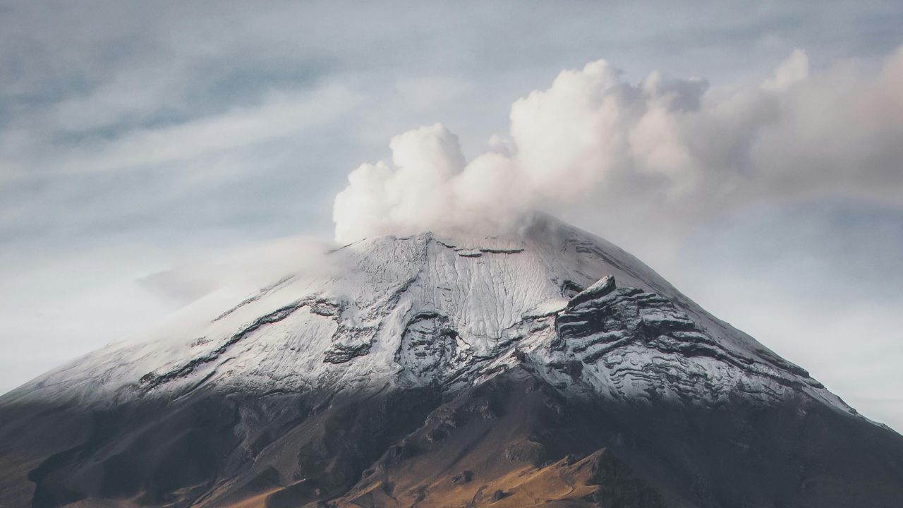 La leyenda de los volcanes Popocatépetl y el Iztaccíhuatl