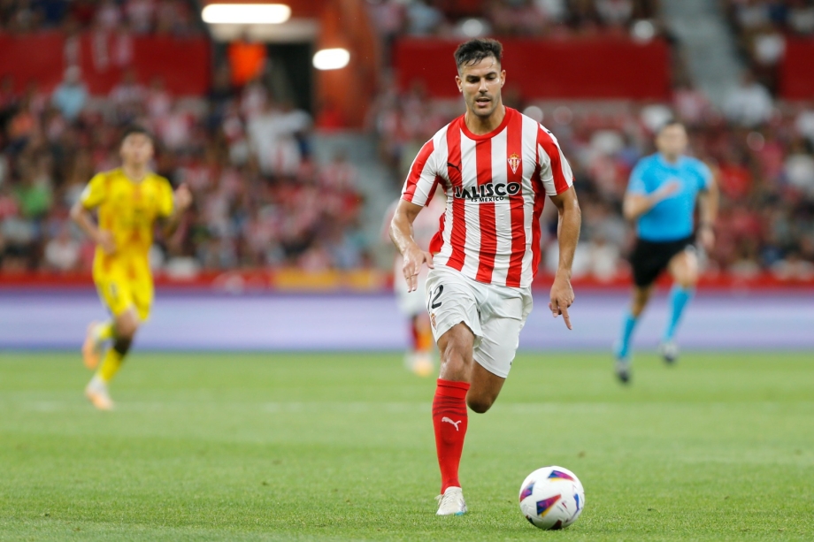 ¿Quién es Róber Pier, el defensor español que podría llegar al Atlas ...