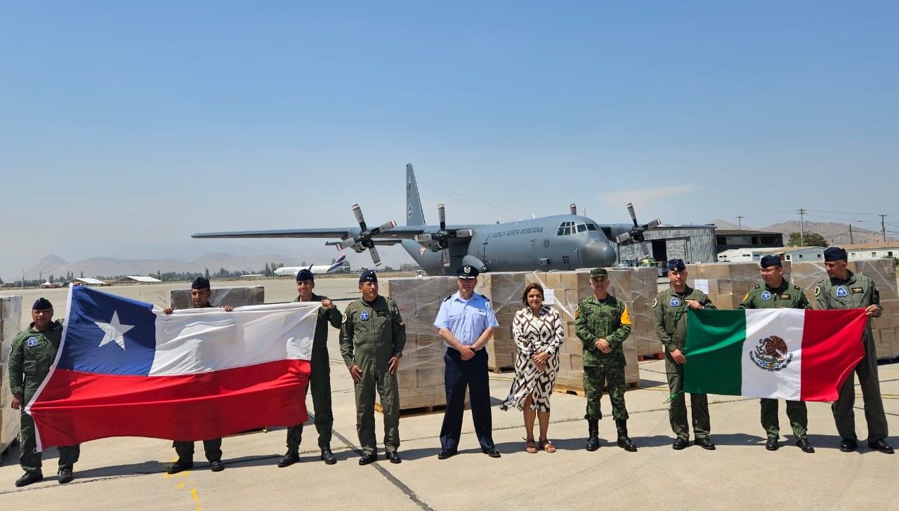 Incendios en Chile: Avión mexicano con 11 toneladas de víveres llega a ...