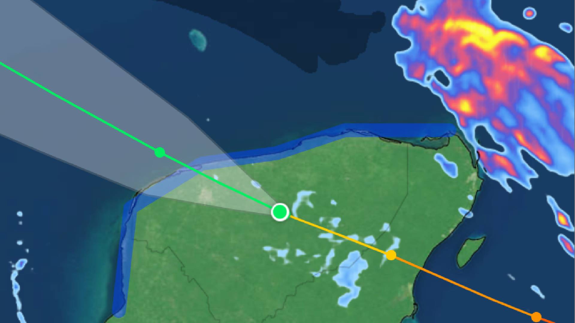 Huracán Beryl se debilita a tormenta tropical en su paso por Yucatán | Trayectoria